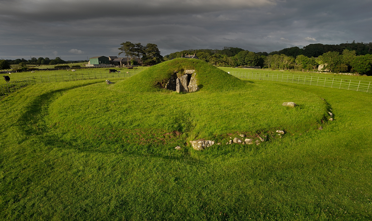 Who built passage tombs and why? – Passage Tomb People